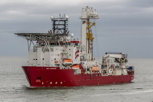 WELL ENHANCER 9421996 Crew Reviews | Offshore Ship Advisor